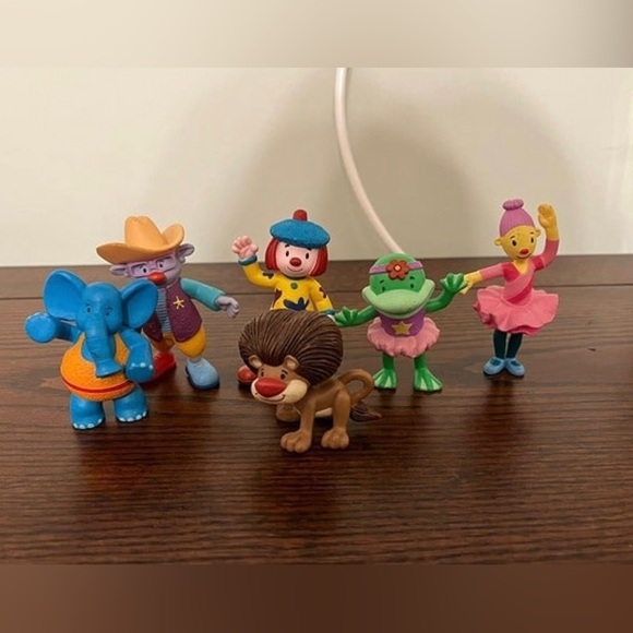 Disney | Toys | Disney Jojos Circus Action Figure Toy Lot | Poshmark